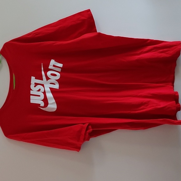 Nike | Shirts | Nike Red Tshirt 2xlt Euc | Poshmark